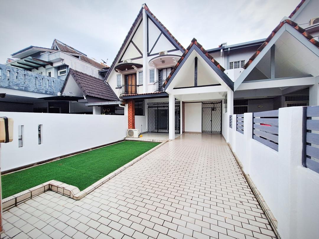 2 Storey terrace house (Refurbished) Taman Setiawangsa, KL for sale