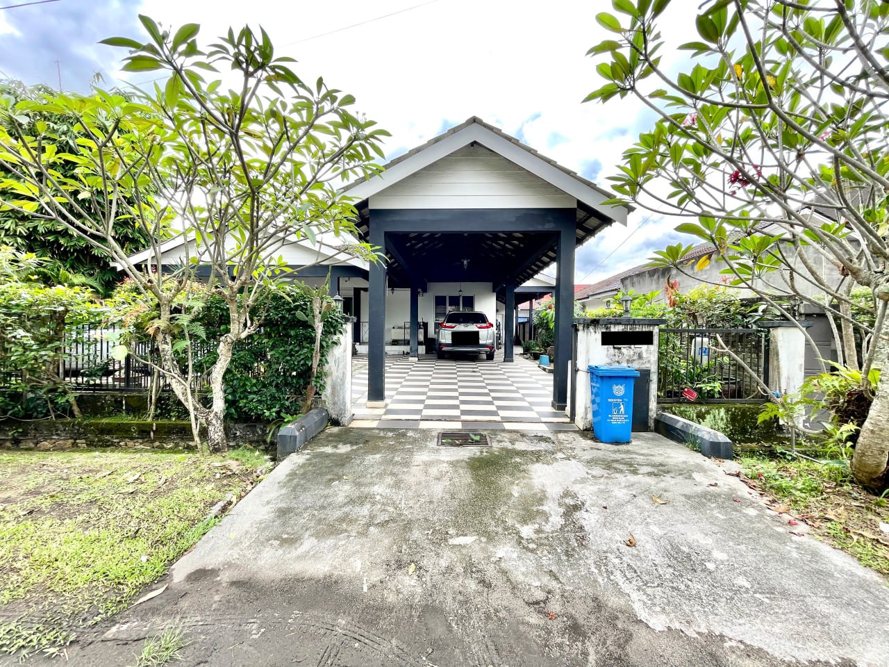 Single Storey Bungalow House Desa Subang Permai, Shah Alam (CANTIK)