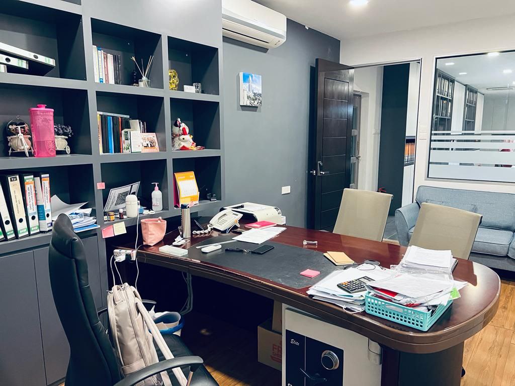 3 Storey Shop-Office Bukit Jelutong (3 unit adjoining), ROI 4.7%